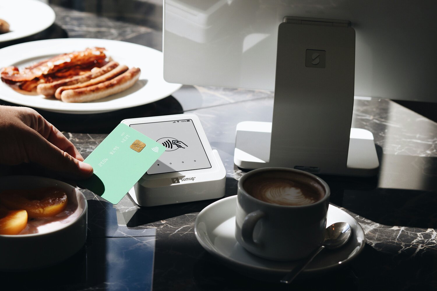 Starling Bank Review 2026 - Is this Online Bank Solution the best?