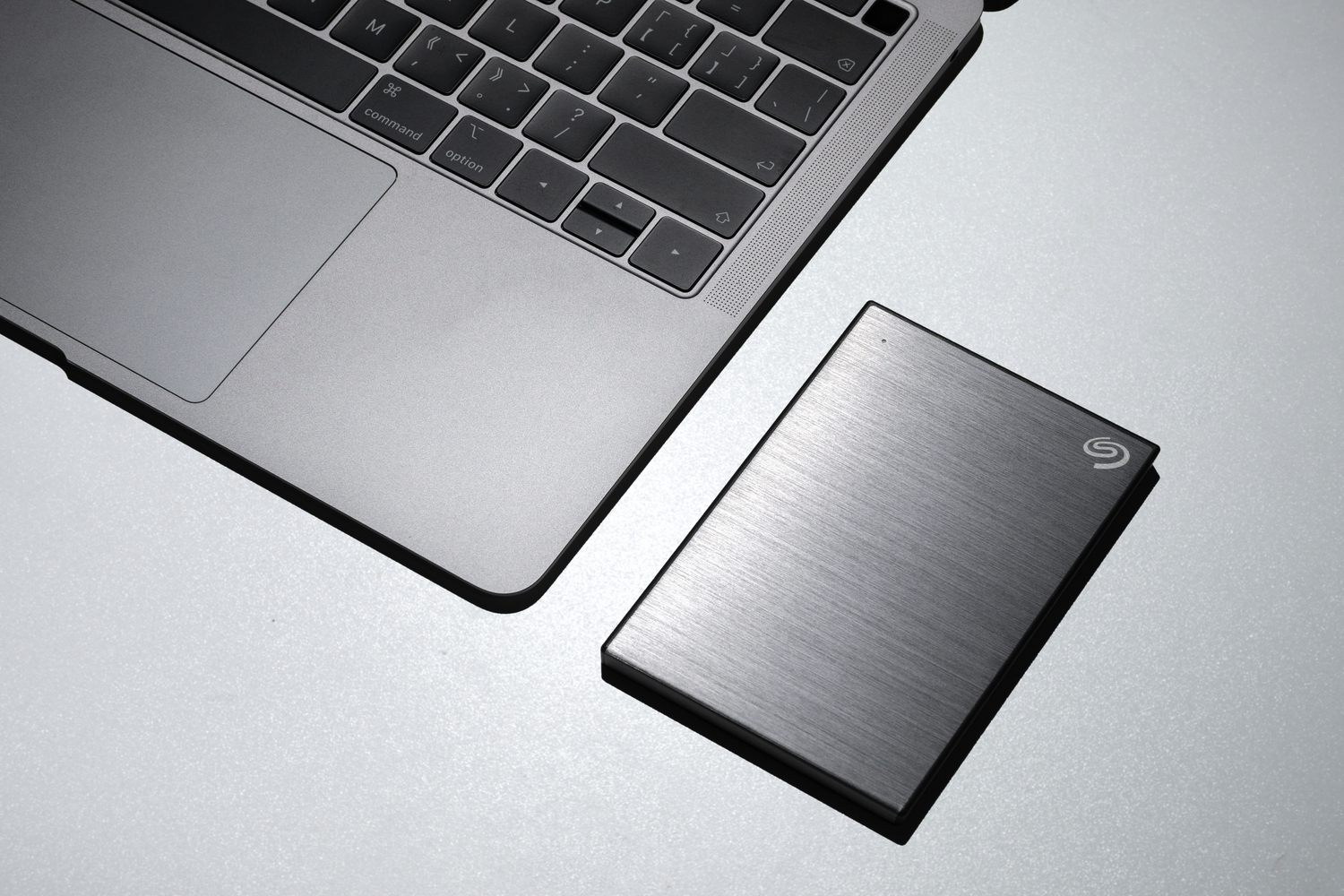 Review of the HP Elite Dragonfly G4